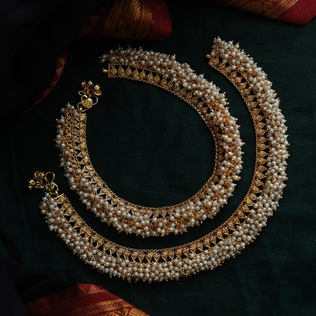 Antique gold and pearl traditional payal AN006 — vrddhi fashion jewellery